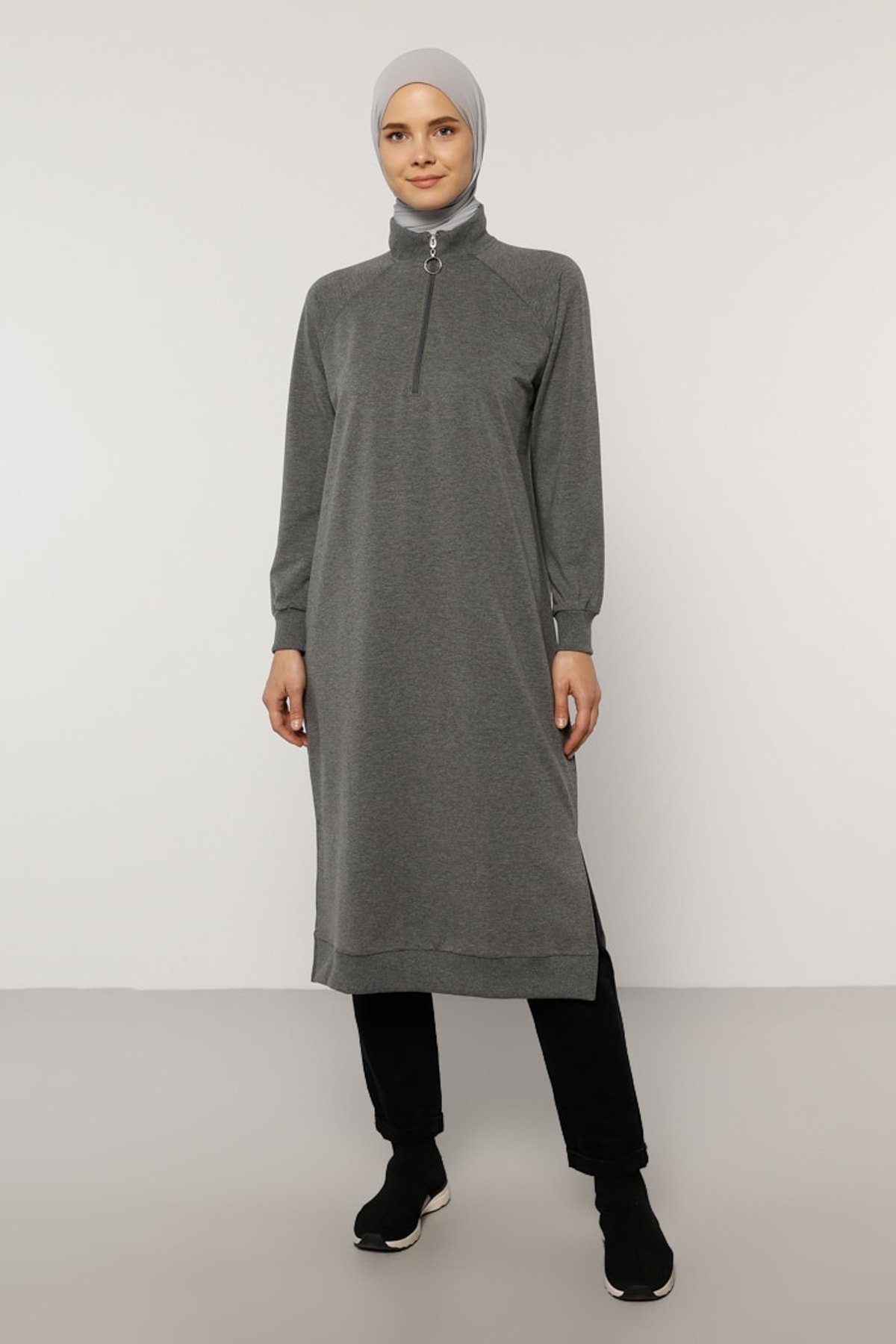 Everyday Basic سويت شيرت نسائي أنثراسايت بتفاصيل سحاب 1744244 - مسواگ