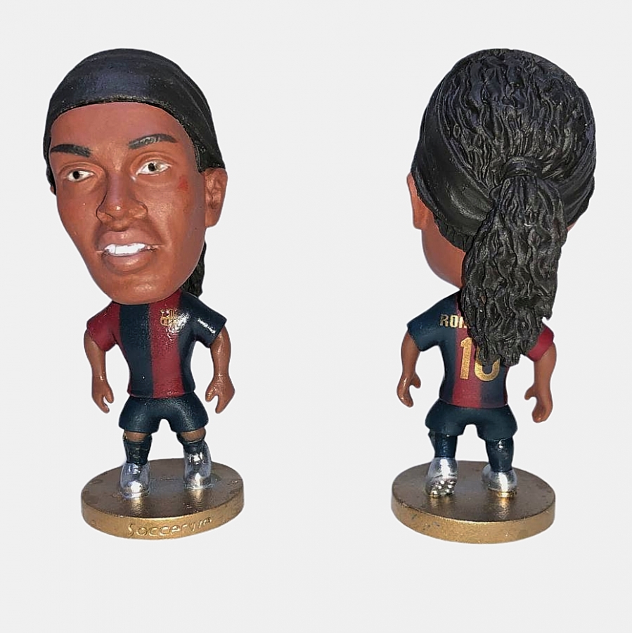 Barcelona Ronaldinho Figure مجسم رونالدينيو برشلونة - مسواگ